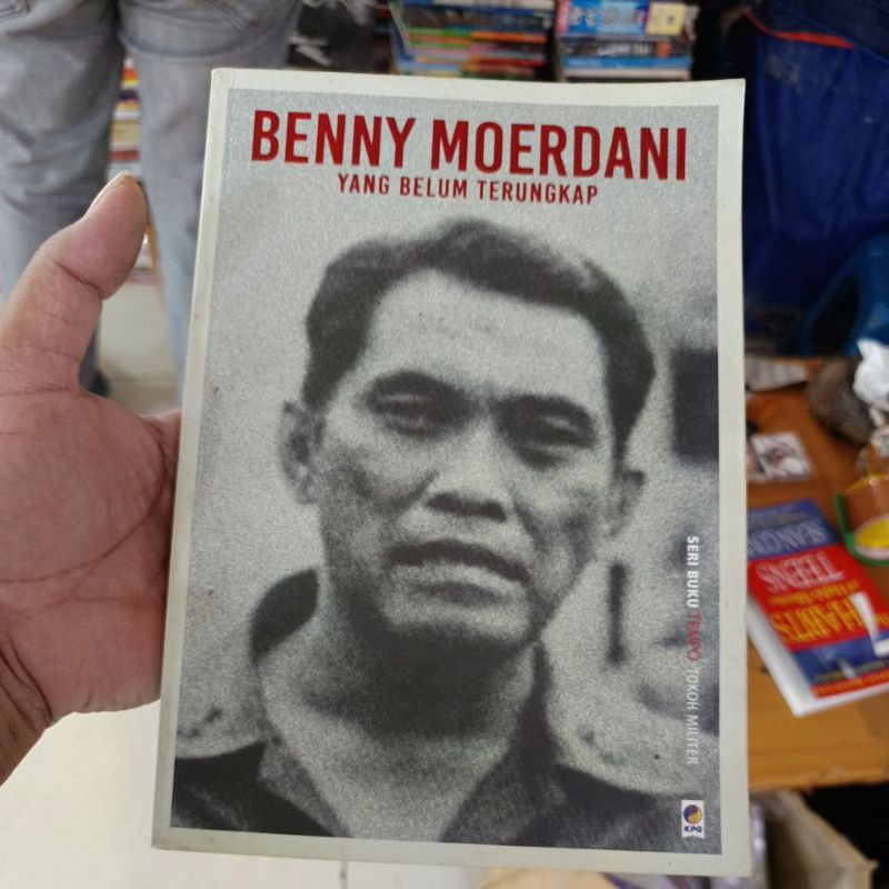 Jual Benny Moerdani yang belom terungkap BENNY MOERDANI ORIGINAL | Shopee Indonesia