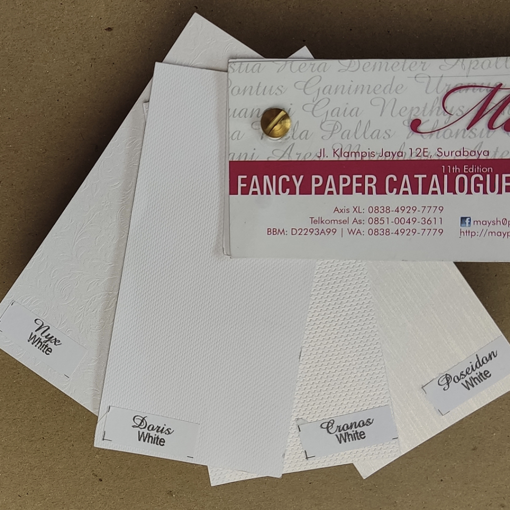 Jual Kertas Kado Fancy Paper Classic Pearlescent warna putih Textur uk ...