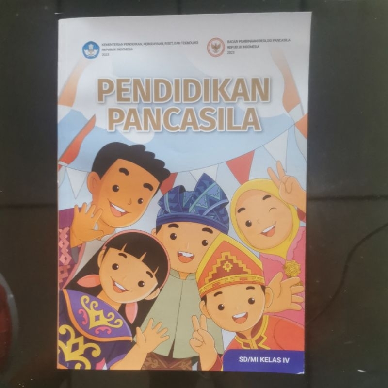 Jual Buku pelajaran pendidikan pancasila / PKN kurikulum merdeka untuk kelas 4 SD/MI | Shopee ...