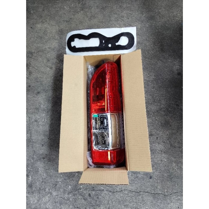 Jual Stoplamp Lampu Stop Lamp Belakang Hiace 2013 - 2024 Original ...