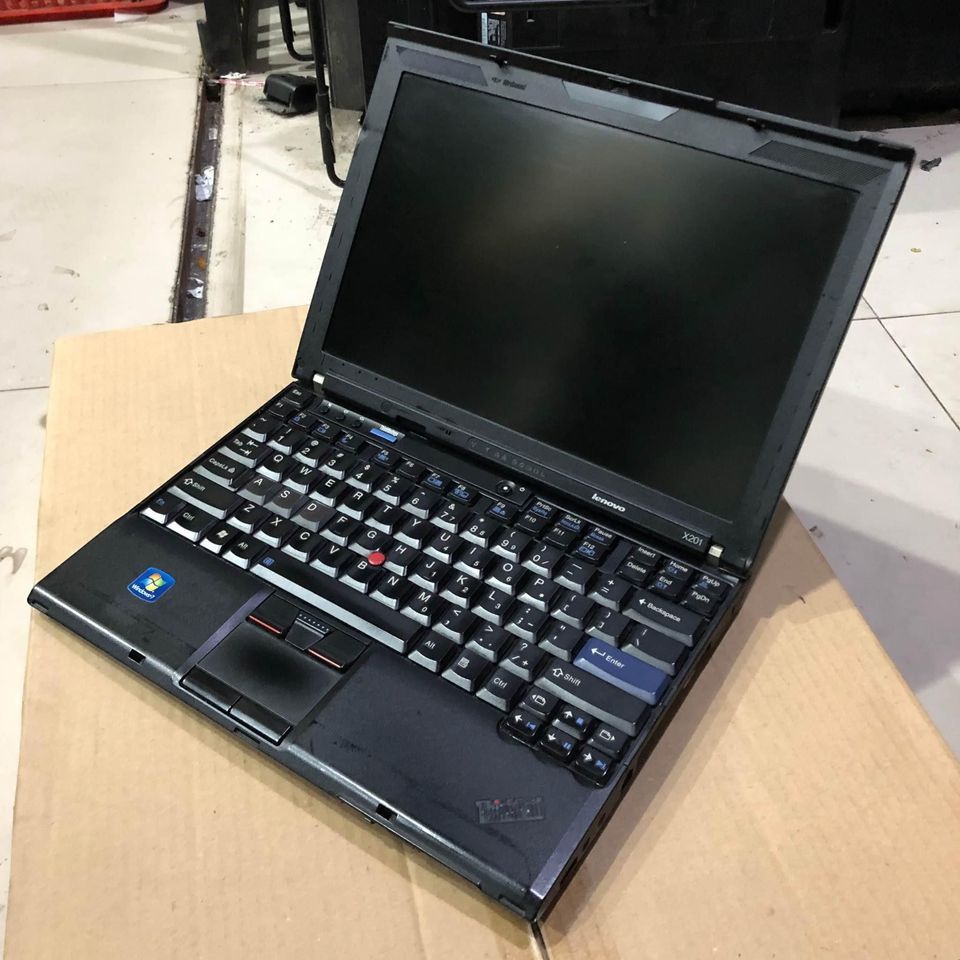 Jual Laptop Lenovo X201 Core i5 G1 / Ram 4Gb / Hdd 250 minus baterai ...