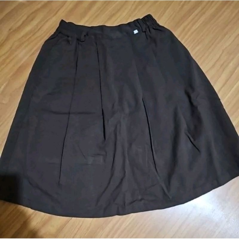 Jual preloved baju dan rok seragam sekolah maitreyawira (1 set) | Shopee Indonesia