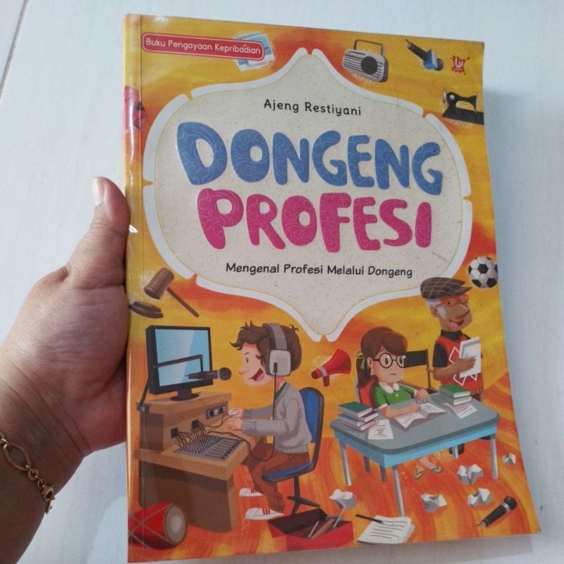 Jual buku Dongeng pengenalan profesi [ second, ori ] | Shopee Indonesia
