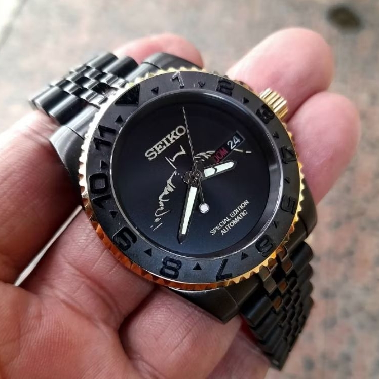 Jual seiko Mod black seikolex srpd custom special edition batman nh36 movement | Shopee Indonesia