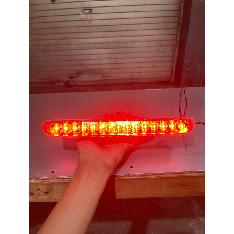 Jual Lampu spoiler toyota innova 2005-2015 original | Shopee Indonesia