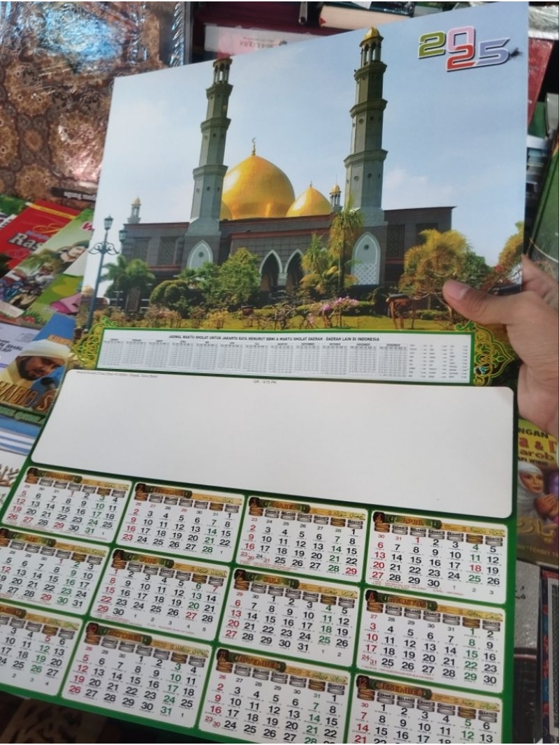 Jual Kalender Tahun 2025 Lengkap (Pengemasan Dgn Bubble wrp ) / Almanak ...