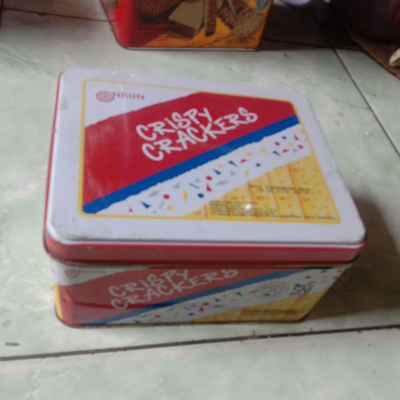Jual kaleng bekas crispy crackers dan sejenis | Shopee Indonesia