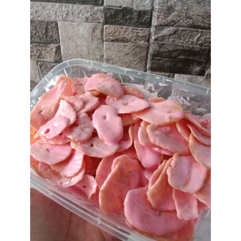 Jual keripik pisang lumer strawberry kemasan 500ml berat 160grm vii ...