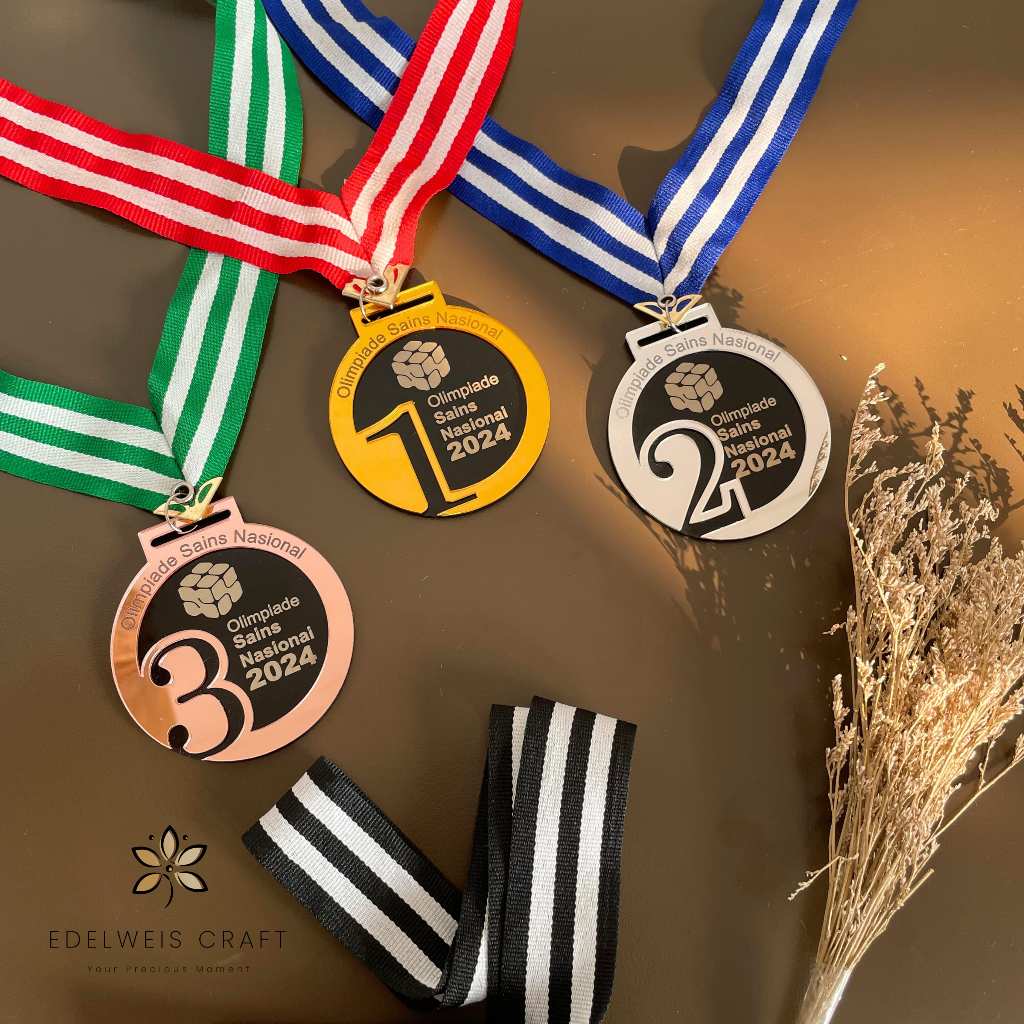 Jual Medali premium Akrilik Custom / Medali Graduation / Medali Perlombaan / Medali Wisuda ...