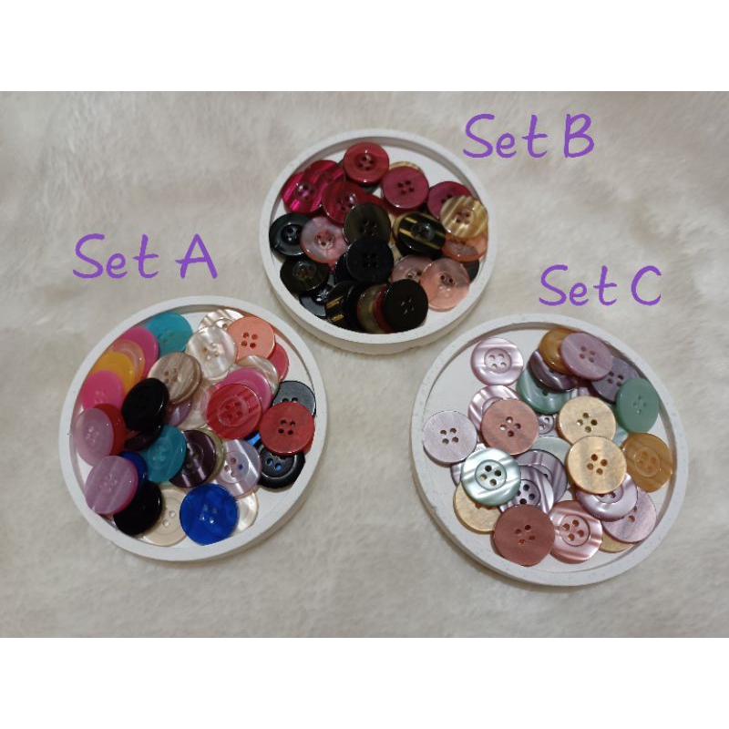 Jual Kancing plastik besar 2 cm mix warna 50/100 pcs | Shopee Indonesia