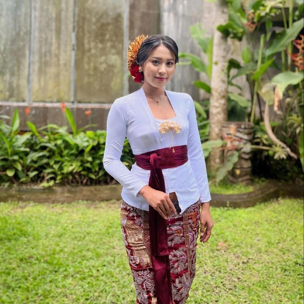 Jual Kebaya Kutubaru Polos Bed Kaos Stretch Termurah Lengan Panjang ...