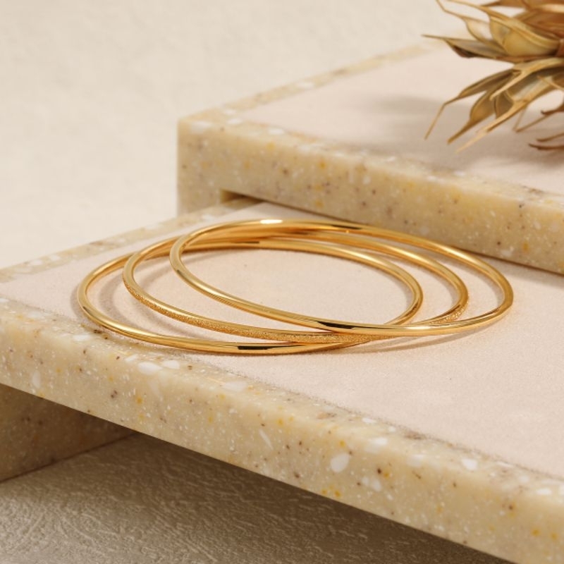 Jual Clafel & Co - ZOYA Gelang Bangle Wanita Titanium Asli Lapis Emas ...