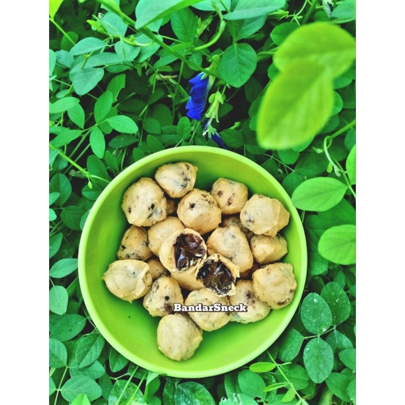 Jual Sus kering coklat lumer premium || soes coklat manis lumer crunchy ...
