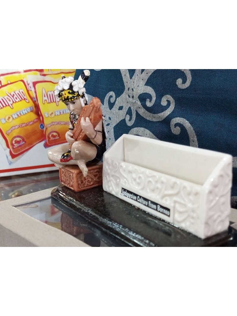 Jual AKSESORIES TEMPAT KARTU NAMA/DISPLAY KARTU NAMA/TEMPAT KARTU NAMA ...