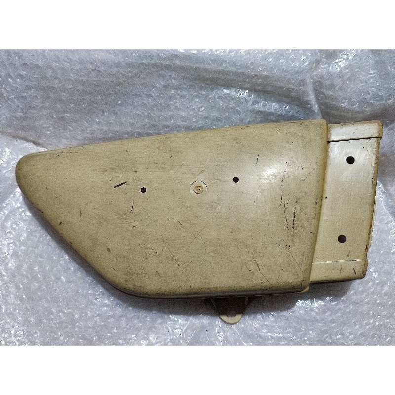 Jual Bok aki box accu tutup aki accu yamaha rx k rx 125 bagian kanan ...