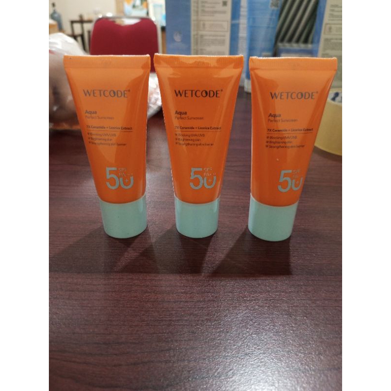Jual Sunscreen Wetcode Perfect Aqua Spf 50+ 7x Mencerahkan | Shopee ...