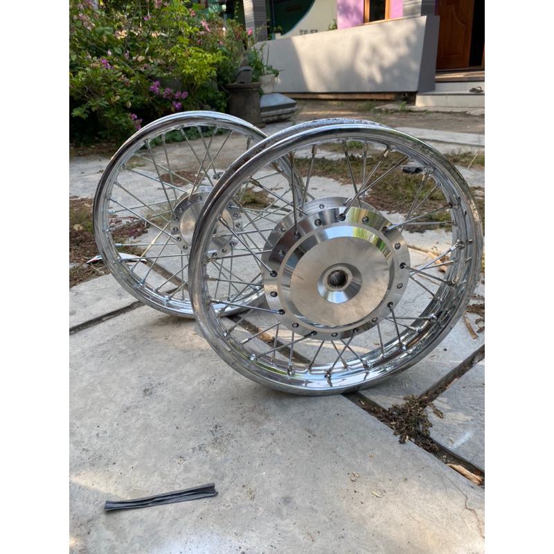 Jual velg jari jari ring 14 vario110 beat scopy vario old tromol crom ...