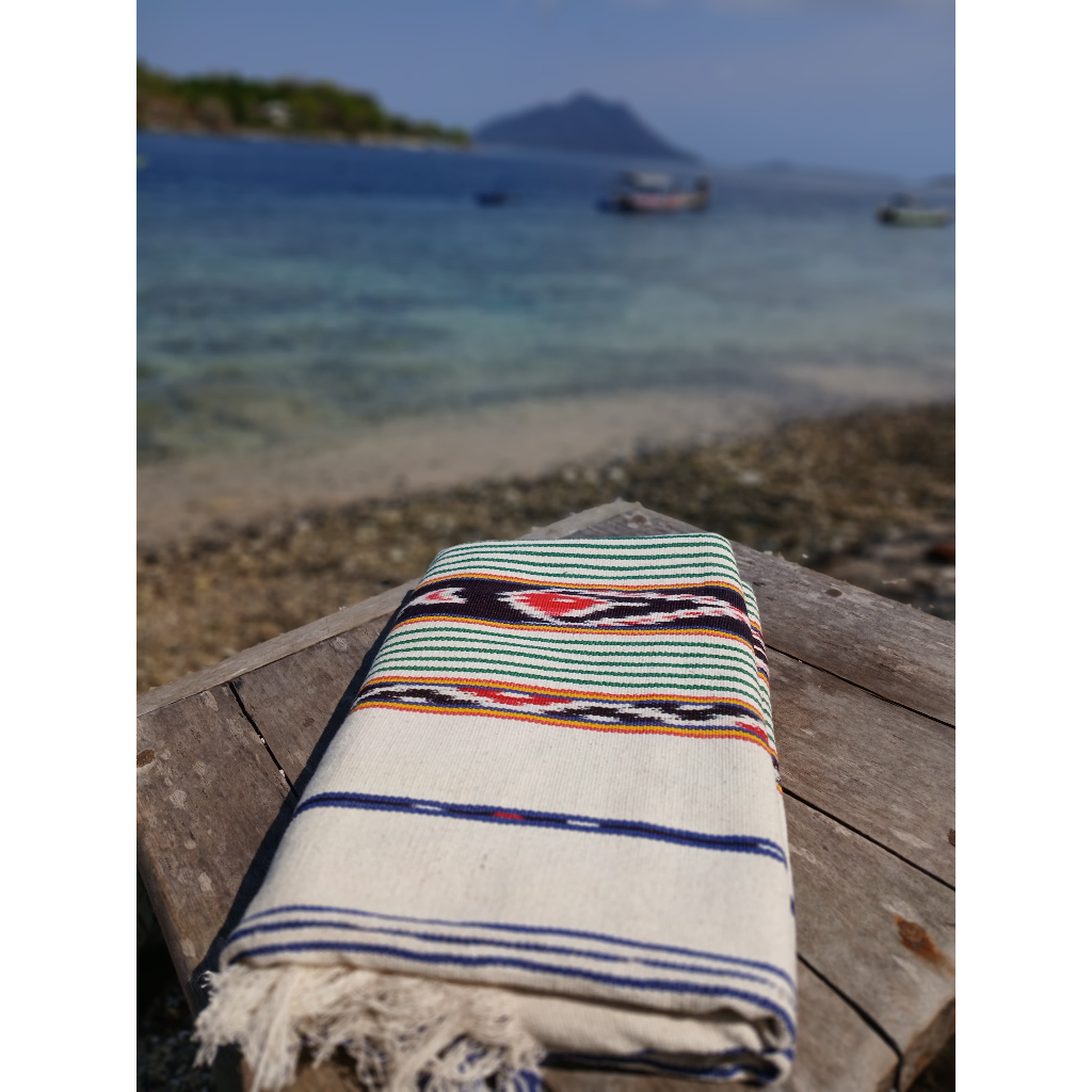 Jual Kain Khas Alor NTT Motif Ikan | Shopee Indonesia