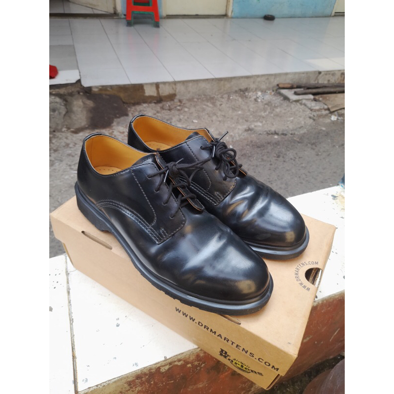 Jual DOCMART URBAN 4 eye shoe | Shopee Indonesia
