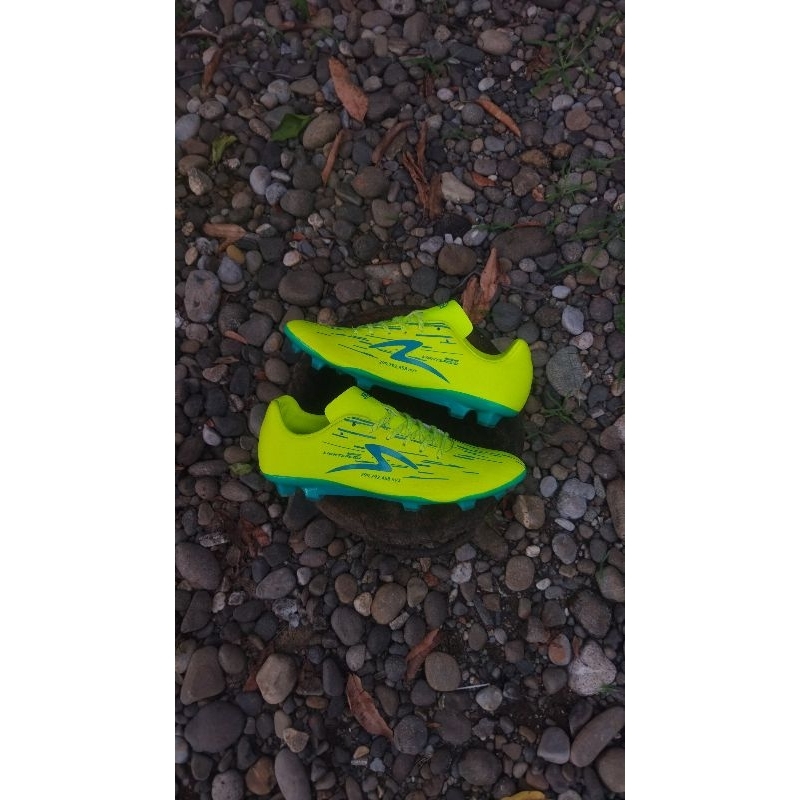 Jual SPECS REBORN YELLOW SAFETY. | Shopee Indonesia