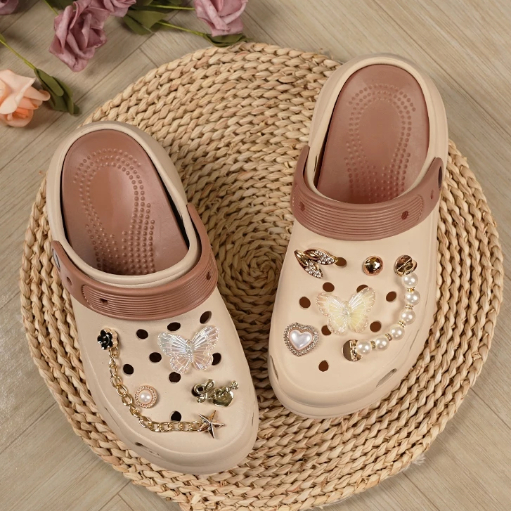 Jual 2024 Sandal Wanita Baru Crocs Women's Clog Sepatu Penambah Tinggi ...