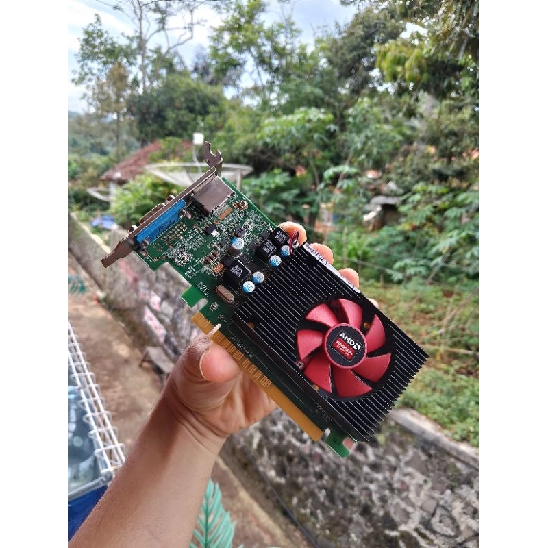 Jual vga amd r5 430 1gb ddr5 direx12 GAME PES 2021 60FPS | Shopee Indonesia