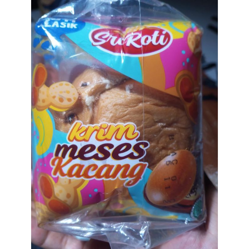 Jual Roti Klasik Sri Roti Rasa Meses Kacang dan krim meses 1pack isi 5 ...