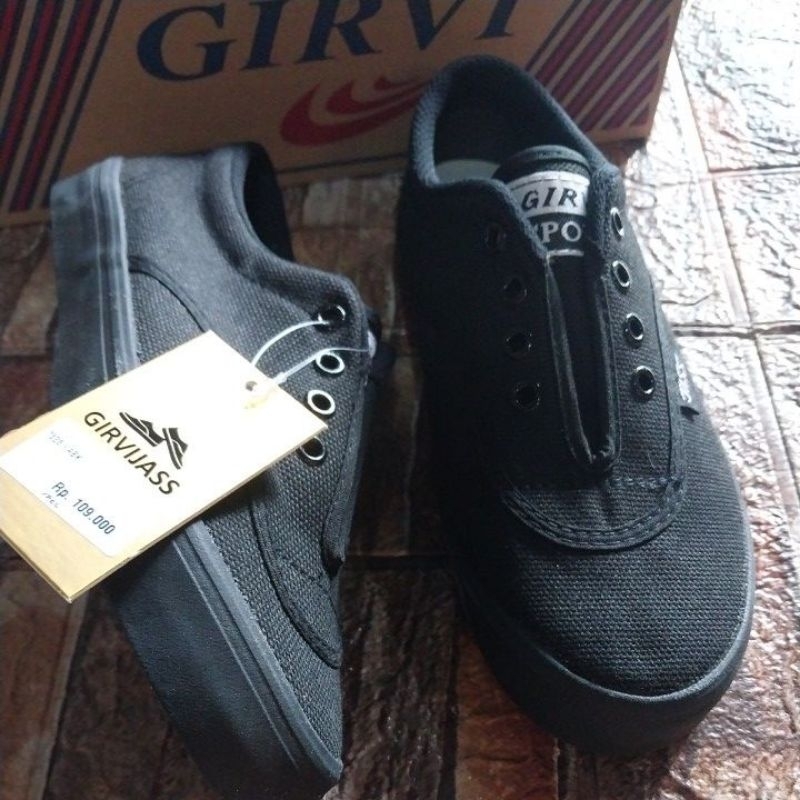 Jual sepatu putih girvi jazz ada tali,, | Shopee Indonesia