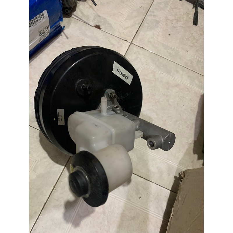 Jual Boster assy innova boster rem innova master rem innova original ...