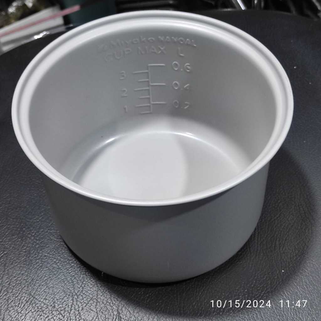 Jual PANCI INNER POT 0,6L MIYAKO MAGIC COM MCM606 PANCI TEFLON NANOAL ...