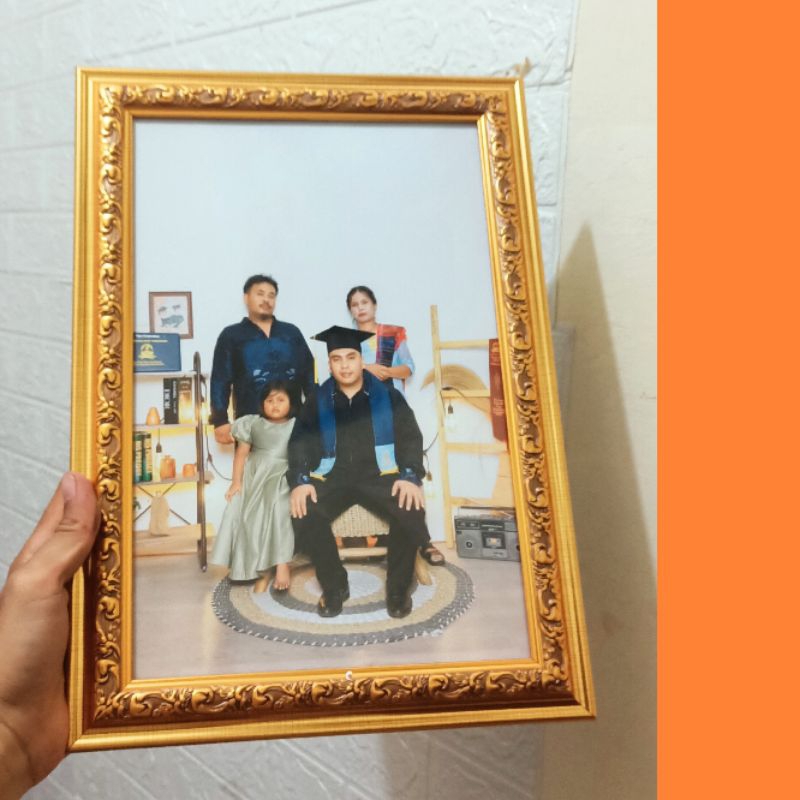 Jual Cetak Foto + Bingkai 20x30cm / 12 Inch | Shopee Indonesia