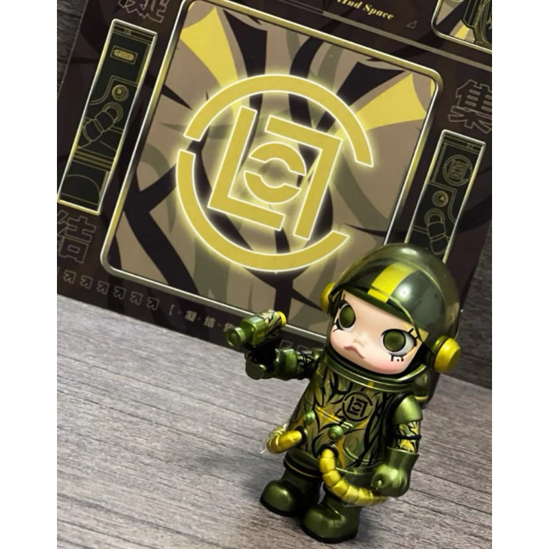 Jual Popmart Mega Space Molly 100% CLOT Kennyswork Action Figure Art ...