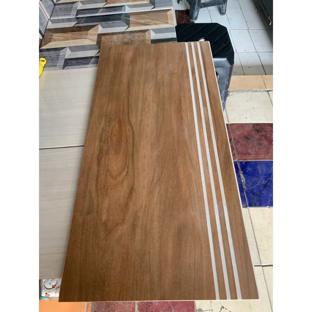 Jual granit tangga motif kayu 30x60 20x60 ustom ukuran list keramik ...