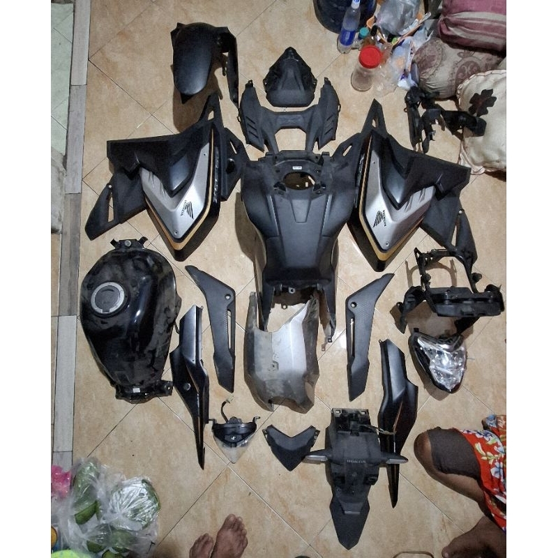 Jual BODY MOTOR HONDA CB150X FULL SET ORIGINAL | Shopee Indonesia