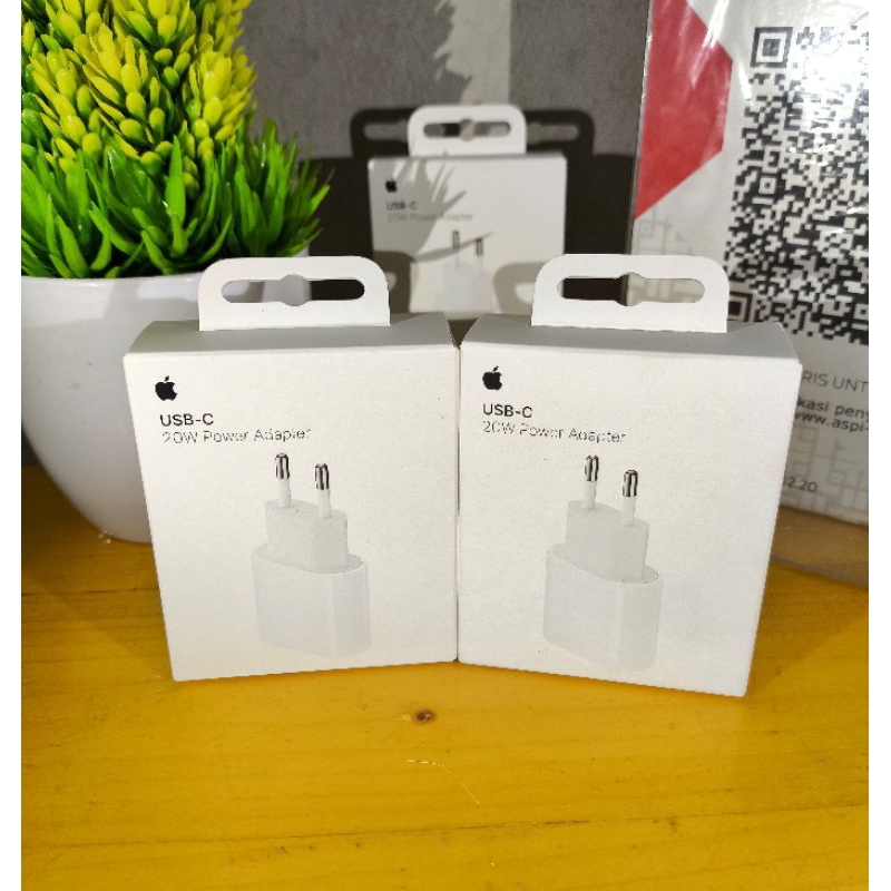 Jual Adaptor Original iPhonee 20 Watt Baru Resmi | Shopee Indonesia