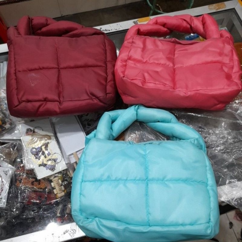 Jual Tas Puffy Ulir ( hanya tas ) | Shopee Indonesia