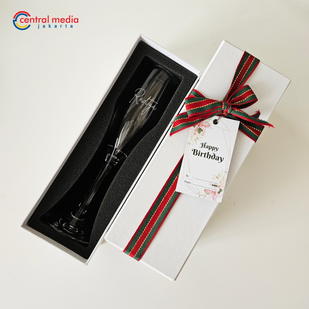 Jual Gelas Champagne Grafir Custom Nama Hard Box Hampers Natal ...