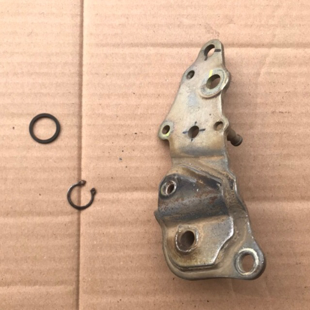 Jual Holder pivot disk braket dudukan master rem belakang motor blade ...