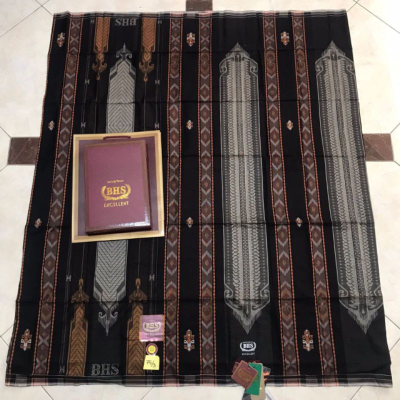 Jual Sarung BHS Excellent JGH Mix Gold | Shopee Indonesia