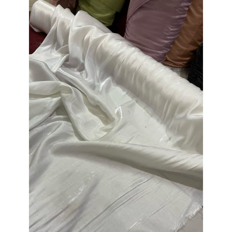 Jual Kain Shimmer / Bahan Satin Silk Shining / Shimmer Silk / Shimmer ...