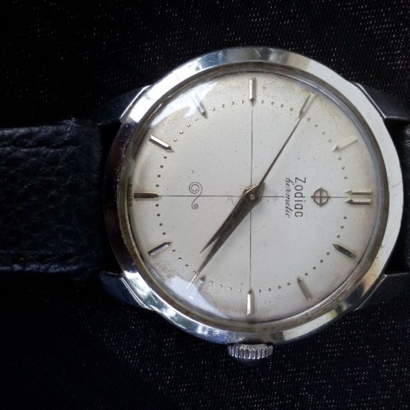 Jual Jam tangan manual winding Zodiac hermetic swiss made jam vintage ...