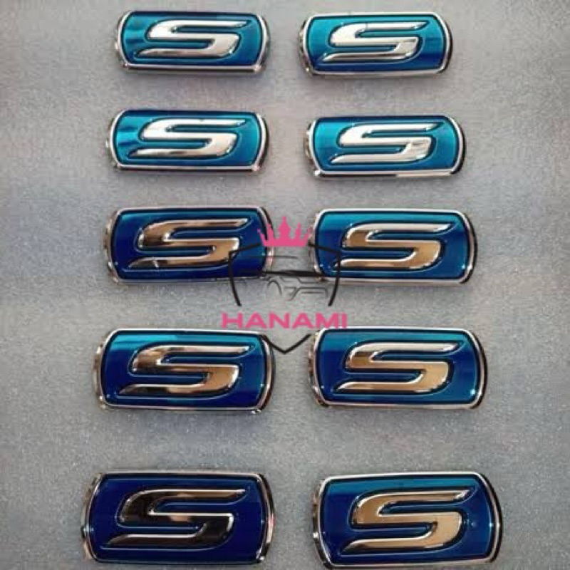 Jual EMBLEM TIPE S BLUE AVANZA ORIGINAL EMBLEM TIPE S BIRU BAGASI ...