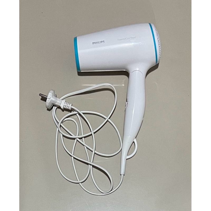 Jual Preloved Hair Dryer Philips Essential Care Travel 1600W warna putih bisa dilipat | Shopee ...