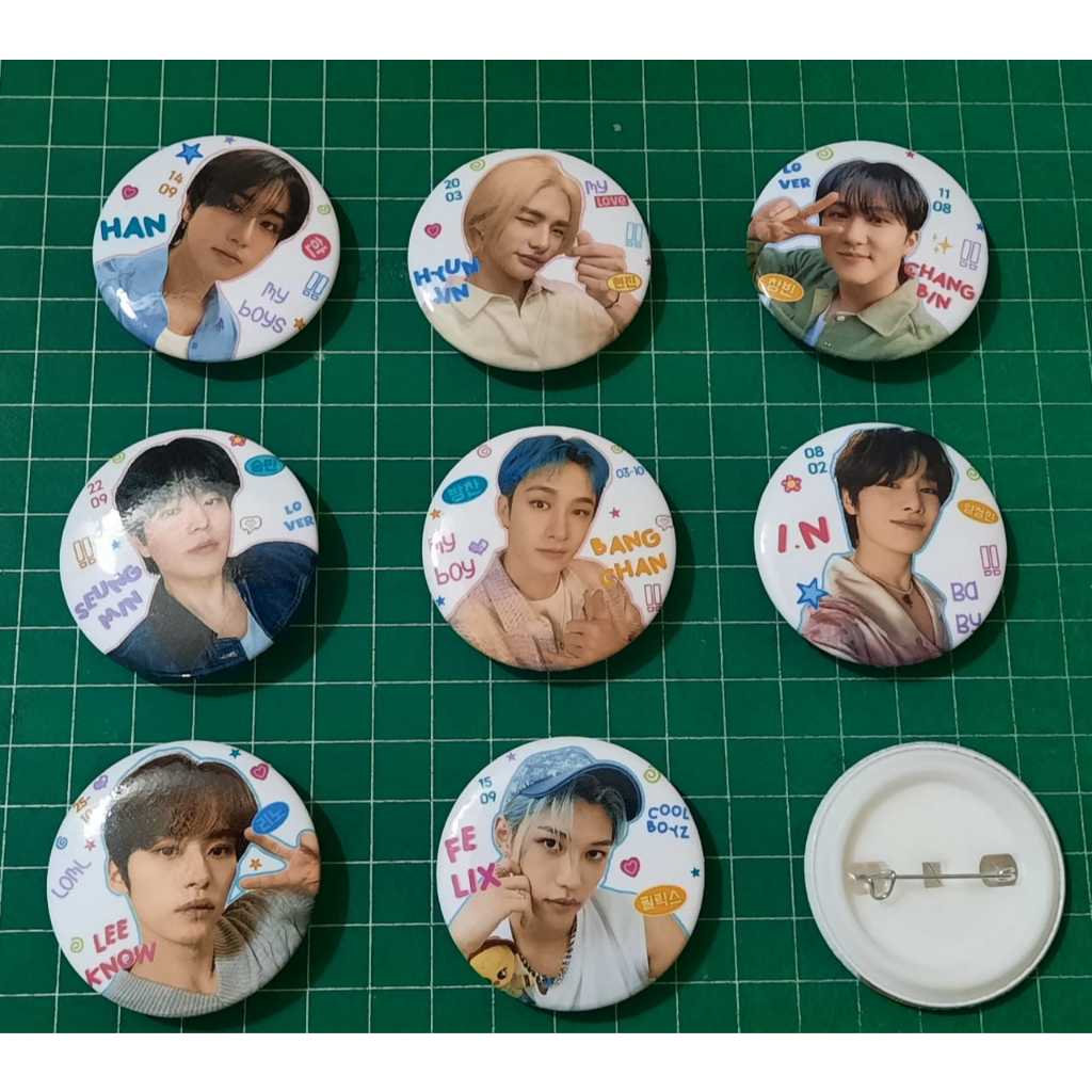 Jual FREEBIES KPOP PIN BROS STRAY KIDS FULL MEMBER 0T 8 (HARGA PER PAKET ISI 8 PCS PIN)/FREEBIES ...