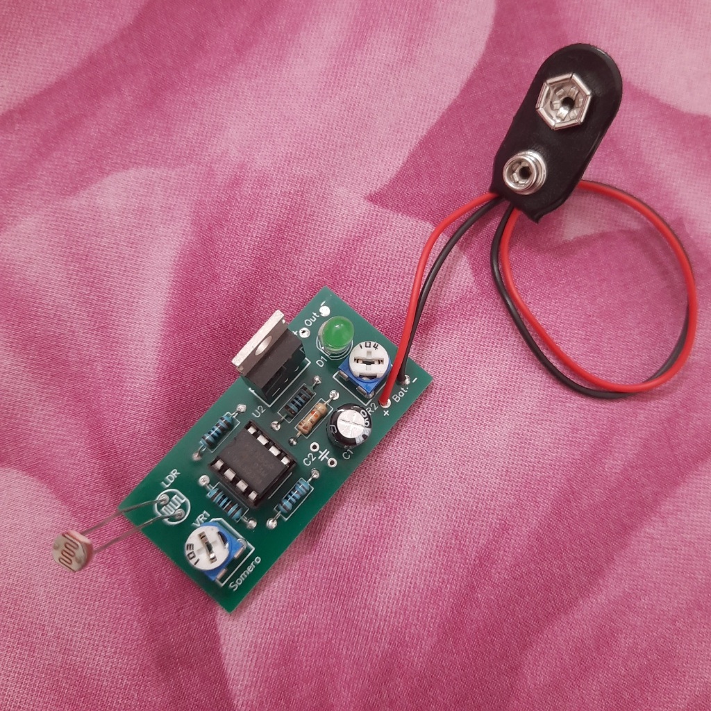 Jual Kit DIY rangkaian sensor cahaya - alarm berbunyi deteksi gelap ...