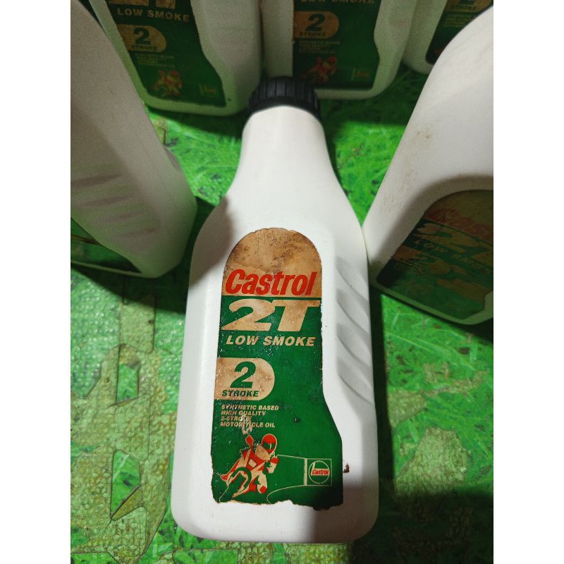 Jual Oli Samping Castrol 2T Low Smoke Botol Putih Original Inggris - 0 ...