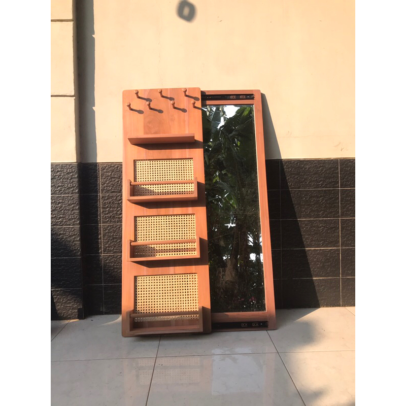 Jual Cermin Sliding Hias Rotan - Cermin Dinding Minimalis & Elegan ...