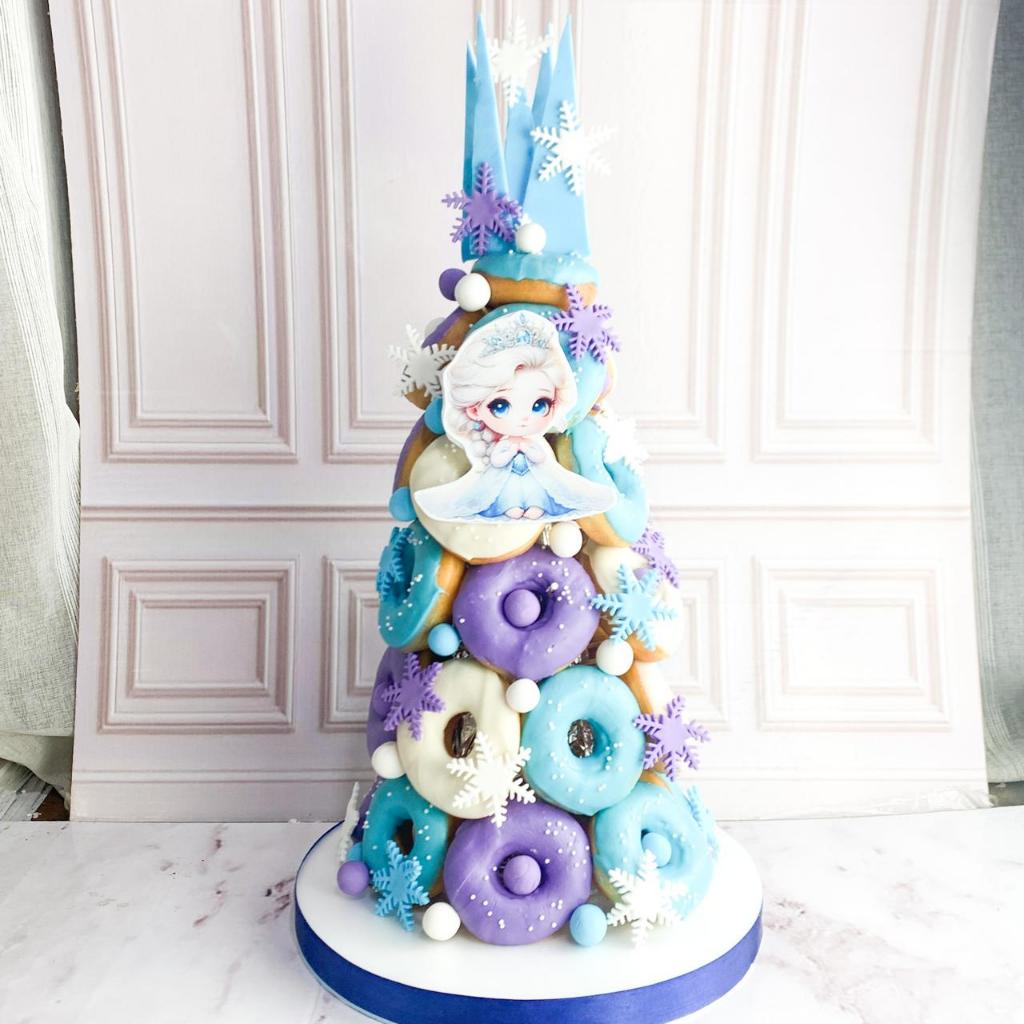 Jual Donat/Donat Ulang Tahun/Donat Tower Tema Elsa Frozen/Donat Ultah ...