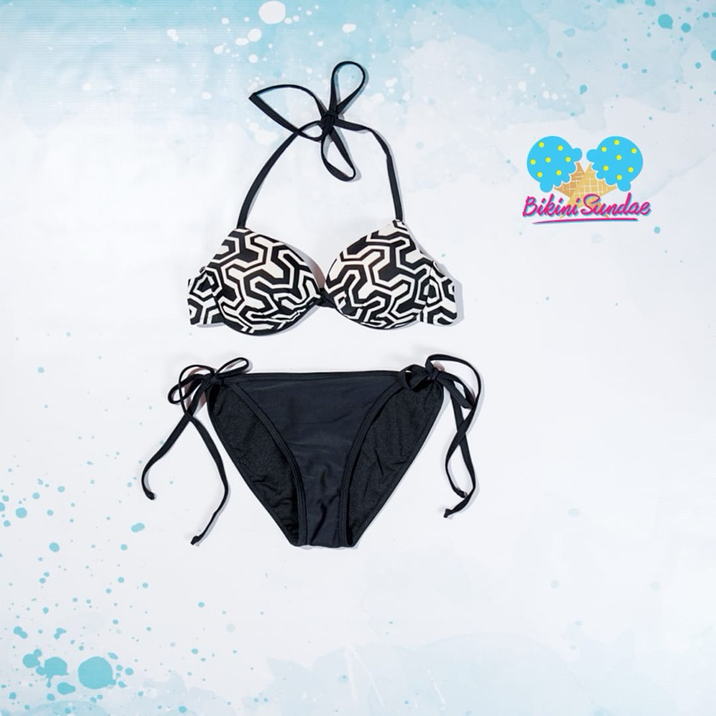 Jual Bikini Triangle wire kawat hitam putih black and white | Shopee Indonesia