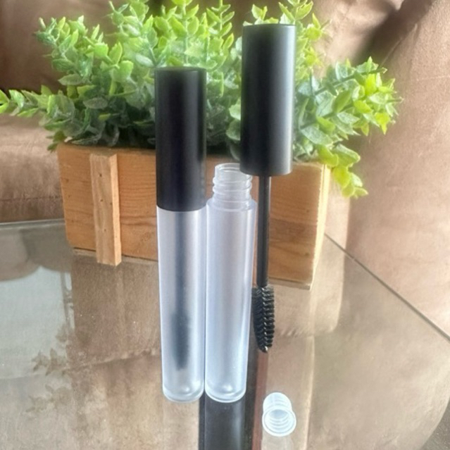 Jual BOTOL MASKARA Acrilic frosted Tebal Kuas 4ml Hitam dove | Shopee ...